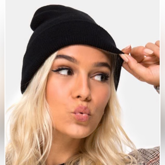 Accessories | Black Beanie Hat | Poshmark